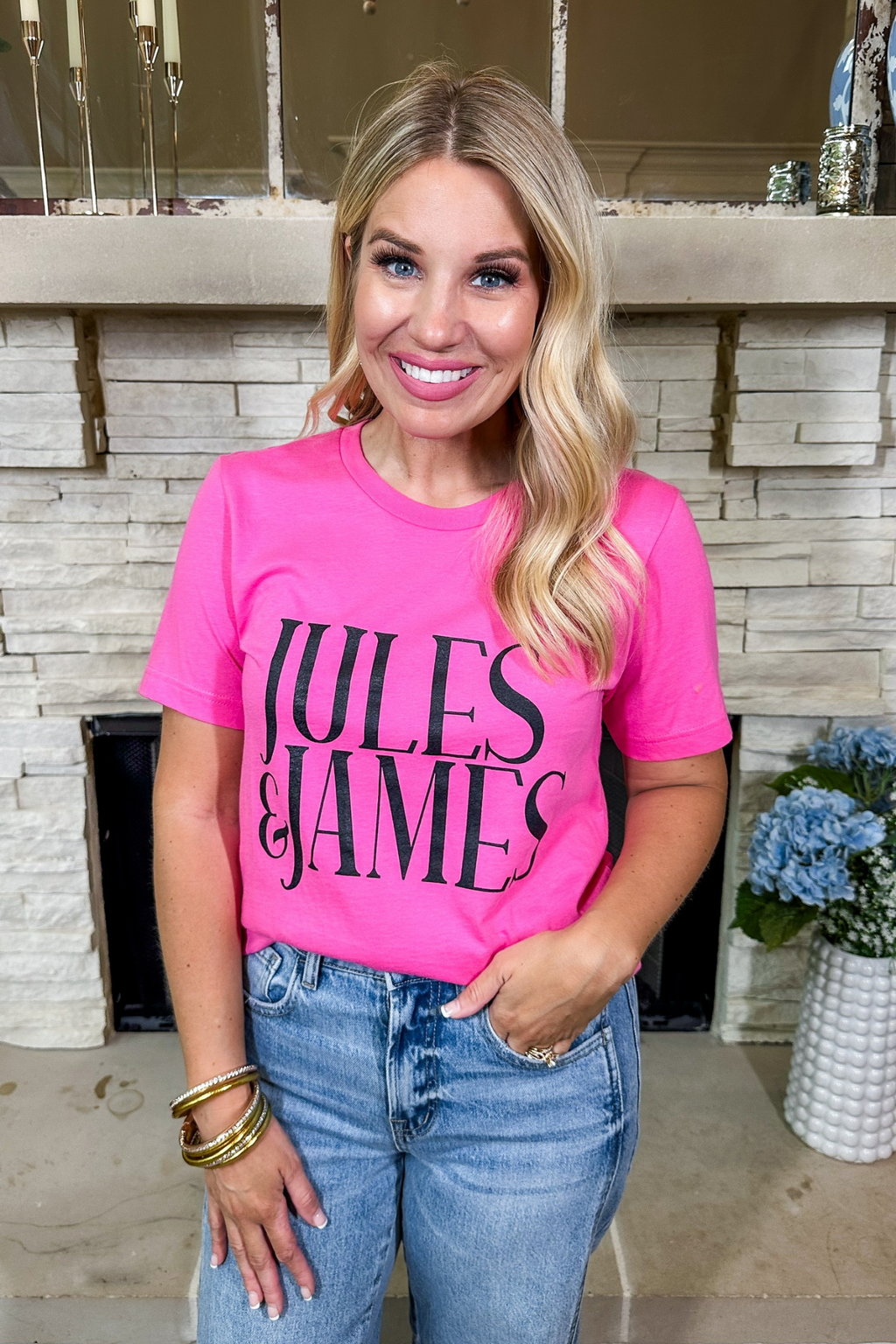 Jules & James Light Pink Graphic Tee – Jules & James Boutique